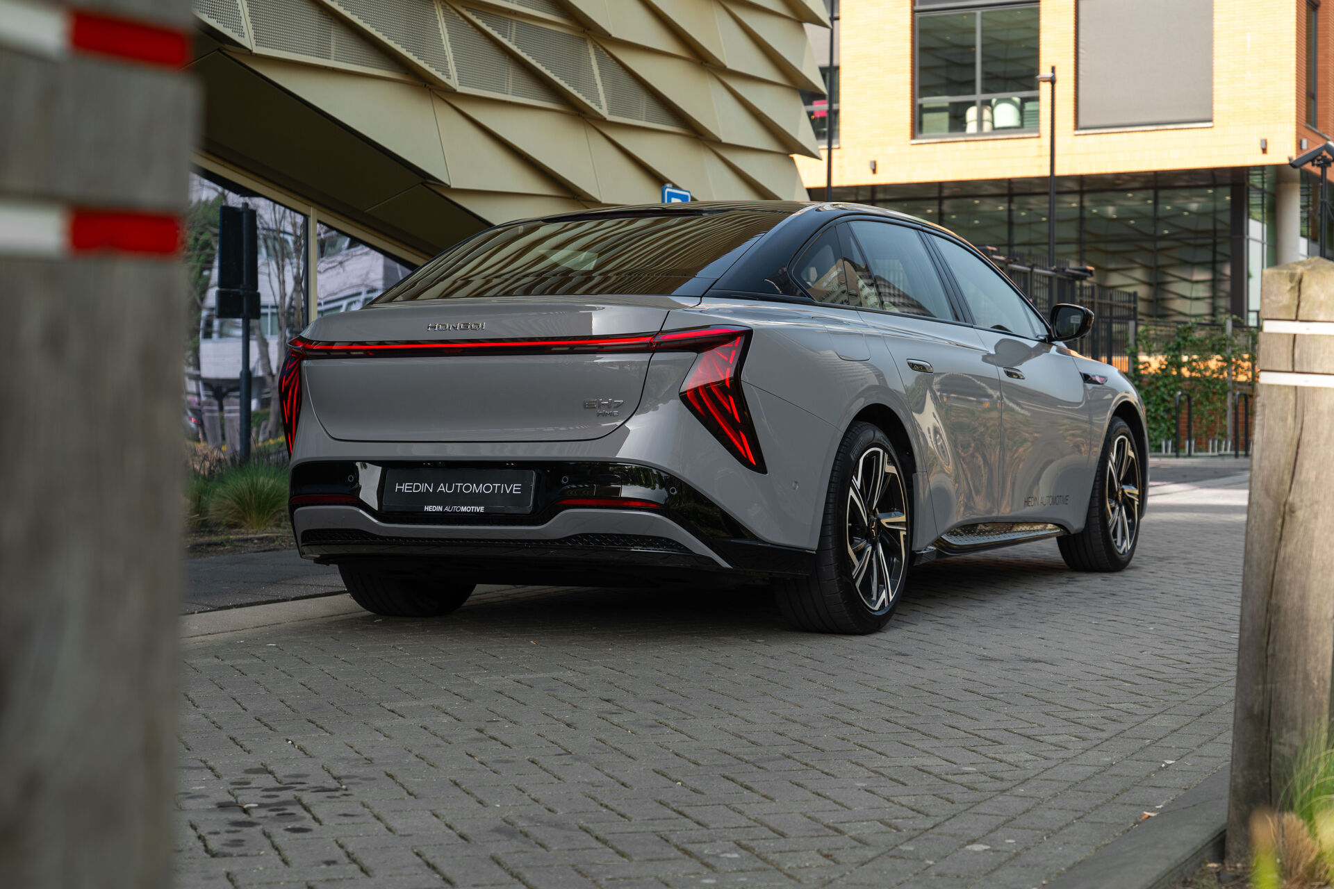 Hongqi EH7 - Informatie en prijzen
